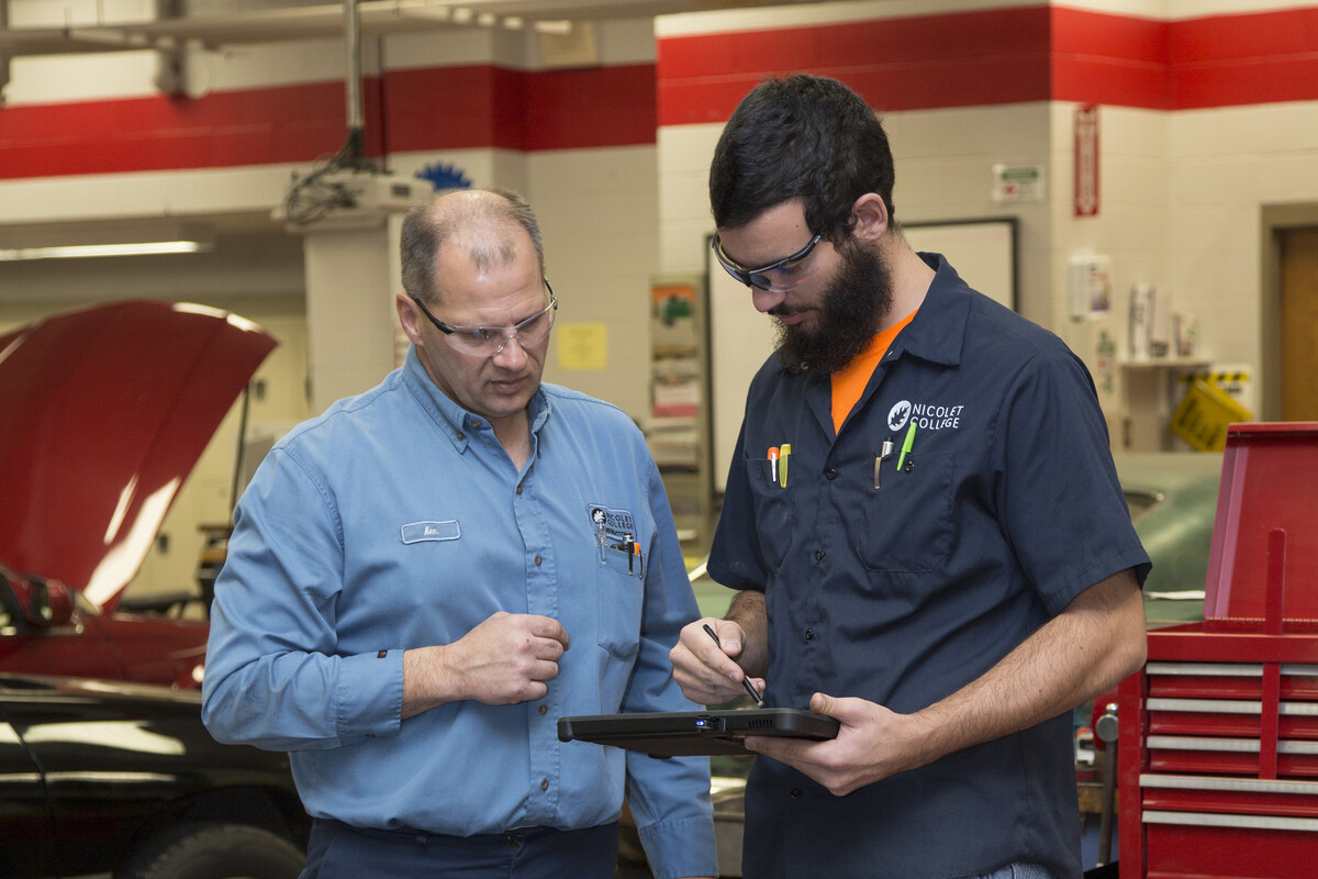 This is Life: Auto Maintenance | Nicolet College